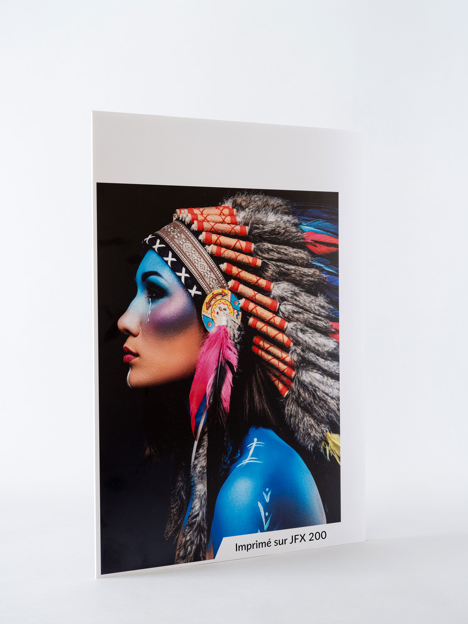 The VISUAL board brings out all the colours of UV printing - AERPANEL